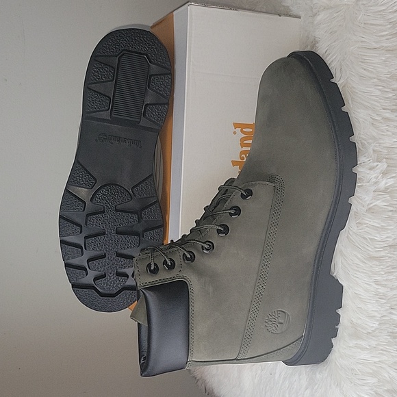 Timberland | Shoes | Timberland Classic 6 Classic Waterproof Dark Green ...